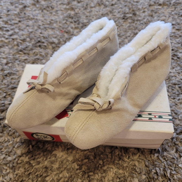 sioux mox | Shoes | Nib Vintage Sioux Mox Creamtan Leather Slippers ...
